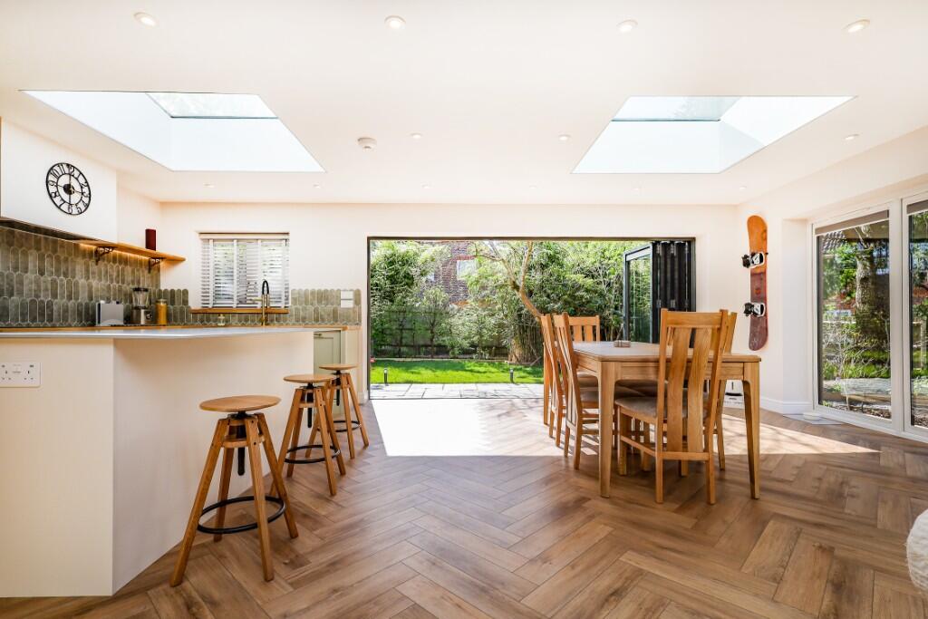 3 bedroom detached house for sale in Andlers Ash Road, Liss, Hampshire ...