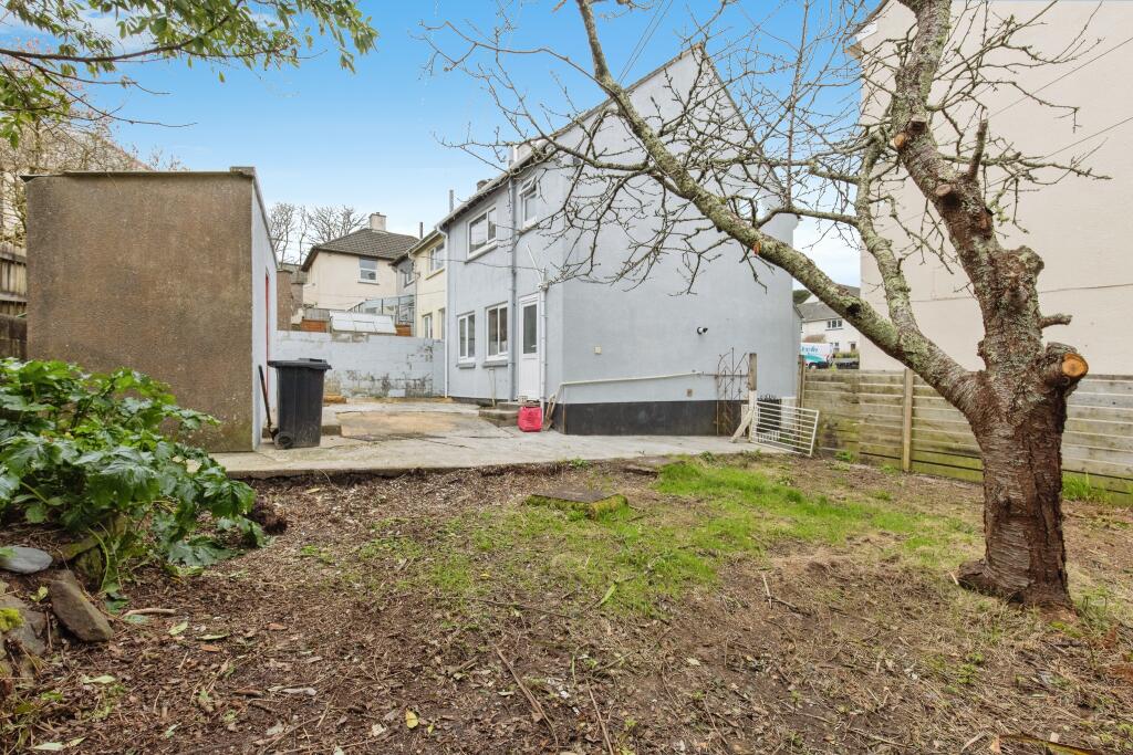 2 Bedroom End Of Terrace House For Sale In Tregonissey Close St