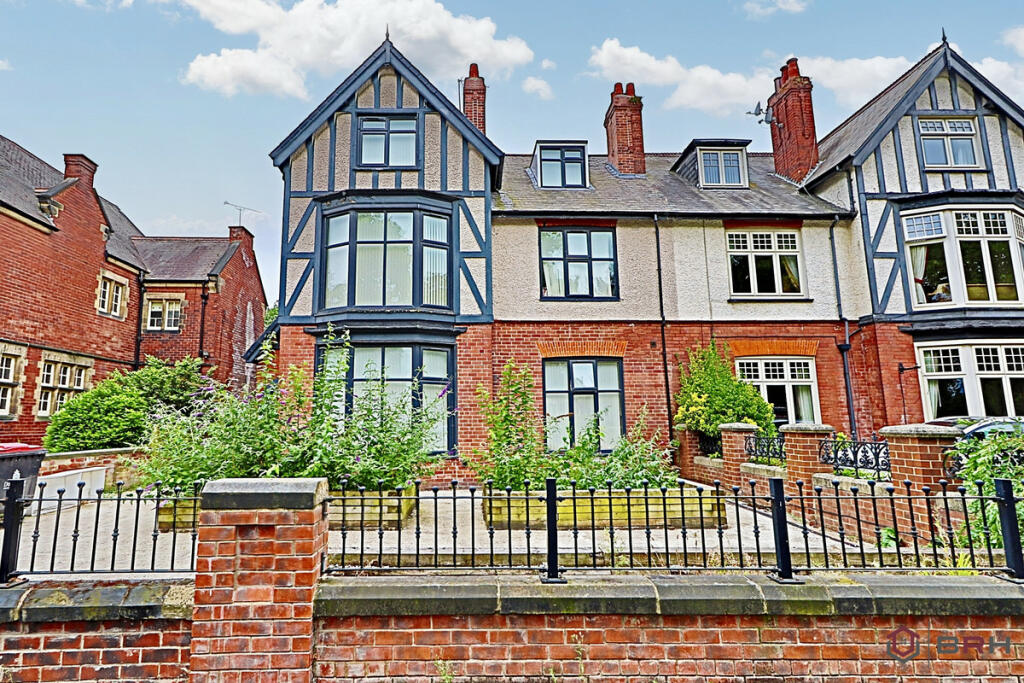 12 bedroom block of apartments for sale in Avenue Road, Doncaster, DN2