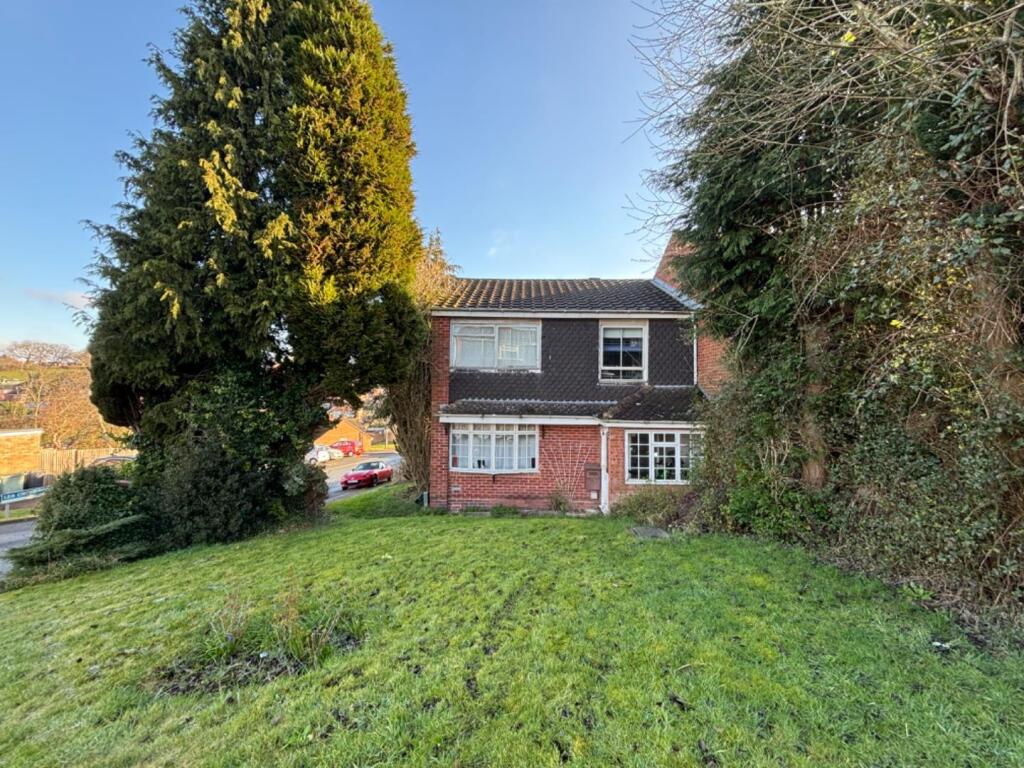 3 bedroom house for sale in Lea Croft Road, Redditch B97