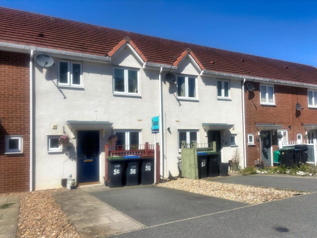 3 bedroom terraced house for sale in Hilltop View, Langley Park, DH7