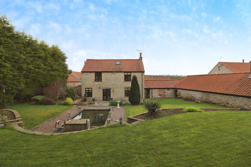 4 bedroom farm house for sale in Frithwood Lane, Worksop, S80