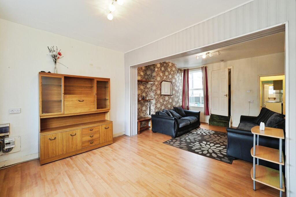 2 bedroom terraced house for sale in French Terrace, Mansfield, NG20