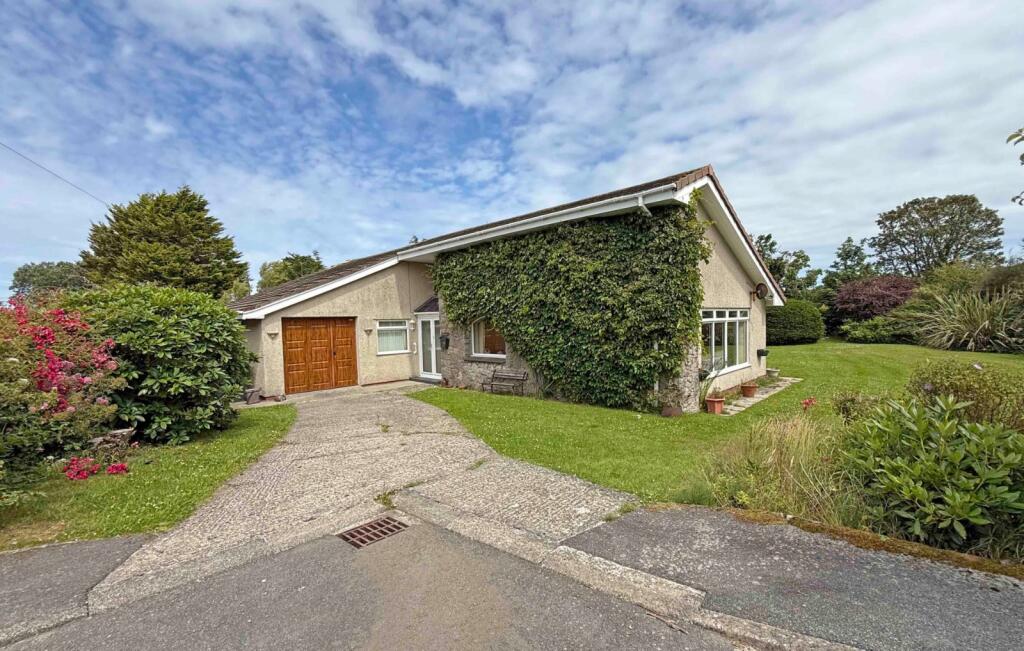 3 bedroom bungalow for sale in Llaneilian, Amlwch, Isle of Anglesey, LL68