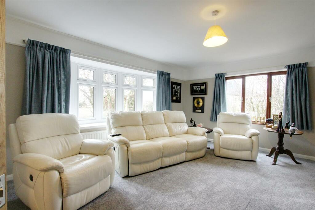 3 bedroom detached bungalow for sale in Spilsby Road, Partney, Spilsby ...