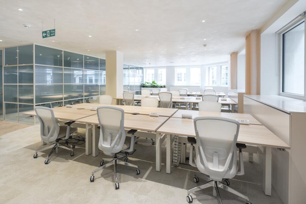 Office to lease in 1st Floor, 1 Eagle Place, London, SW1Y 6AF, SW1Y