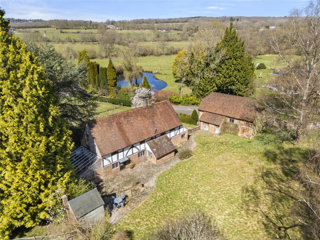 3 bedroom detached house for sale in Ashurst Wood, East Grinstead, East ...