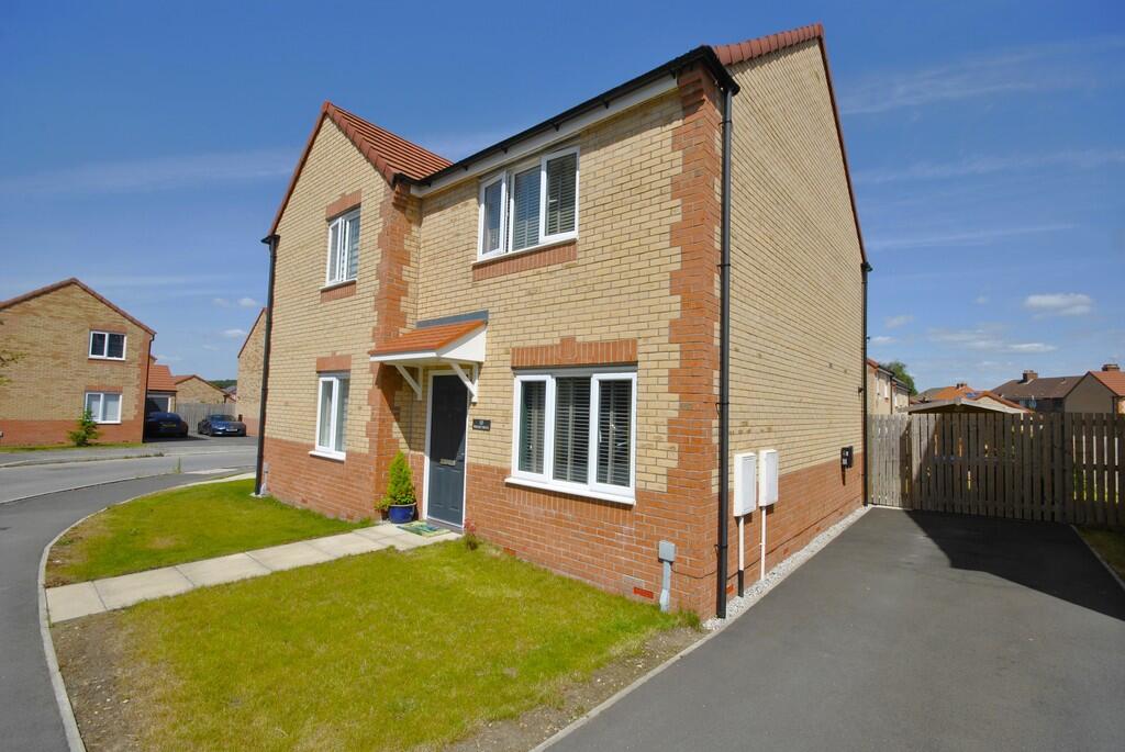2 bedroom semi-detached house for sale in Wright Drive, Bircotes ...