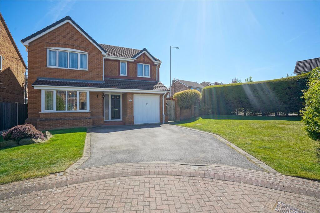 4 bedroom detached house for sale in Admiral Biggs Drive, Treeton ...