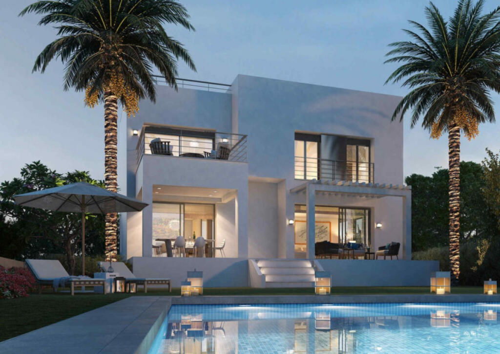 4 bedroom villa for sale in Andalucia, Malaga, Estepona, Spain