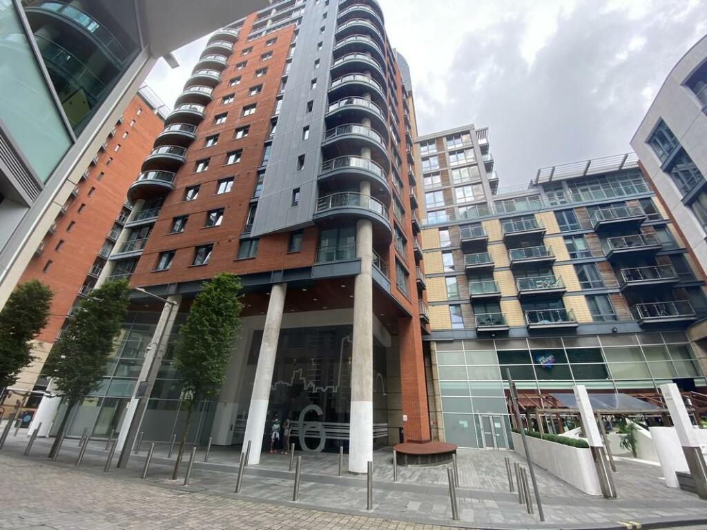 1 bedroom flat for sale in Leftbank, Manchester, M3