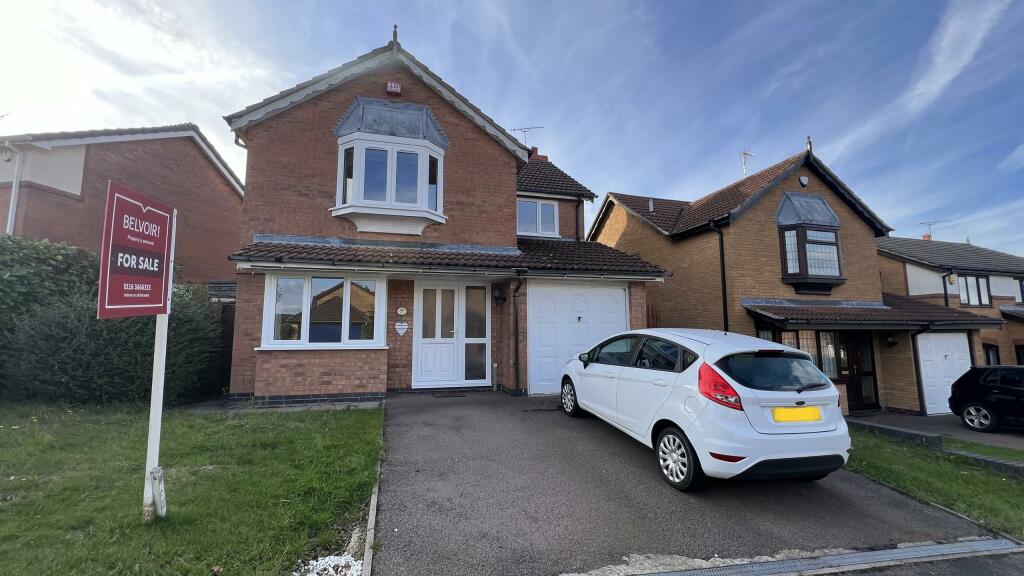 4 bedroom detached house for sale in James Gavin Way, Oadby Grange ...