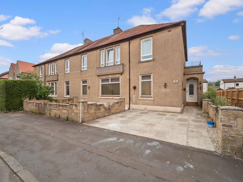 3 bedroom flat for sale in Linden Avenue, Stirling, FK7