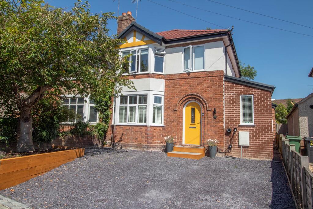 3 bedroom semi-detached house for sale in Park Drive, Hoole, Chester, CH2