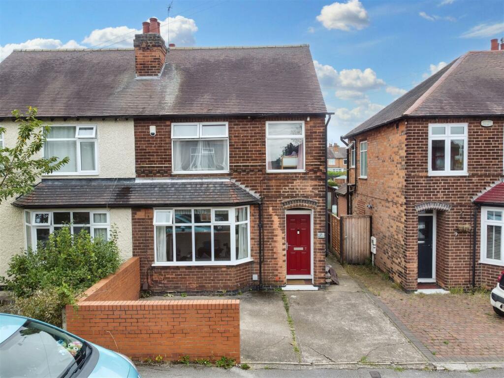 3 Bedroom Semi Detached House For Sale In West Avenue Stapleford Ng9
