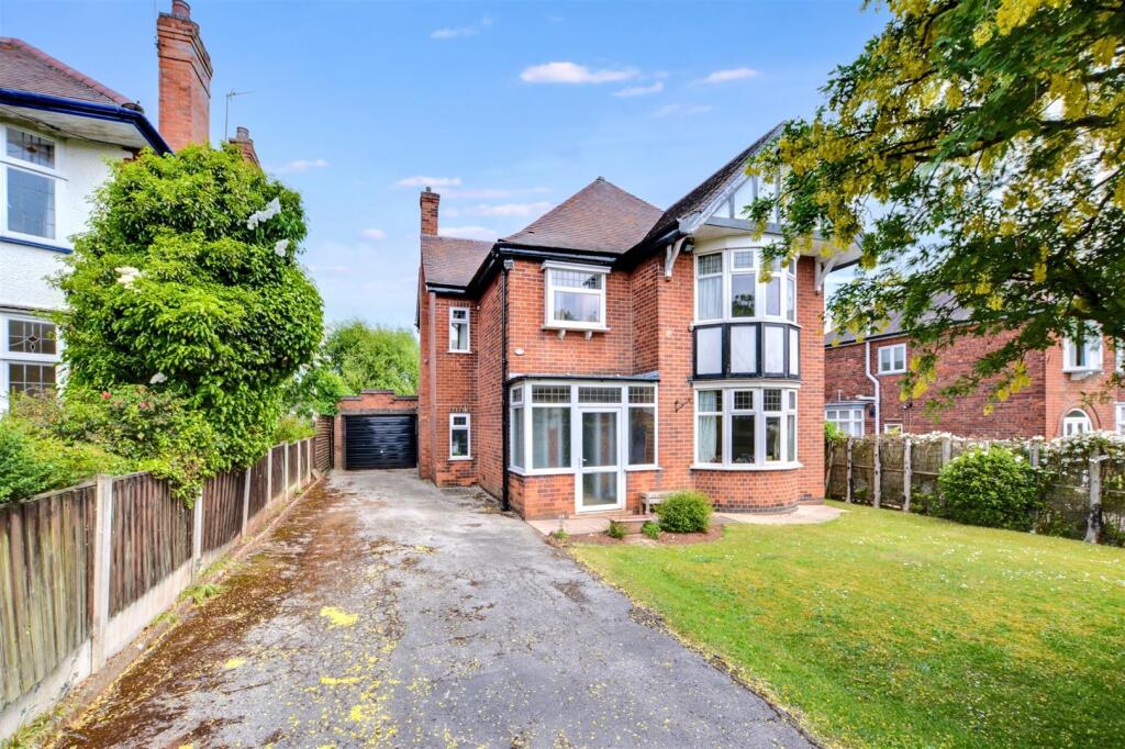3 bedroom detached house for sale in Kimberley Road, Nuthall ...