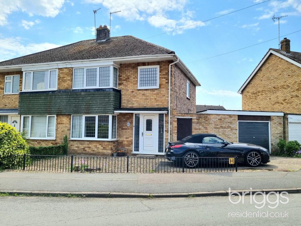 3 bedroom semi-detached house for sale in The Parslins, Deeping St ...