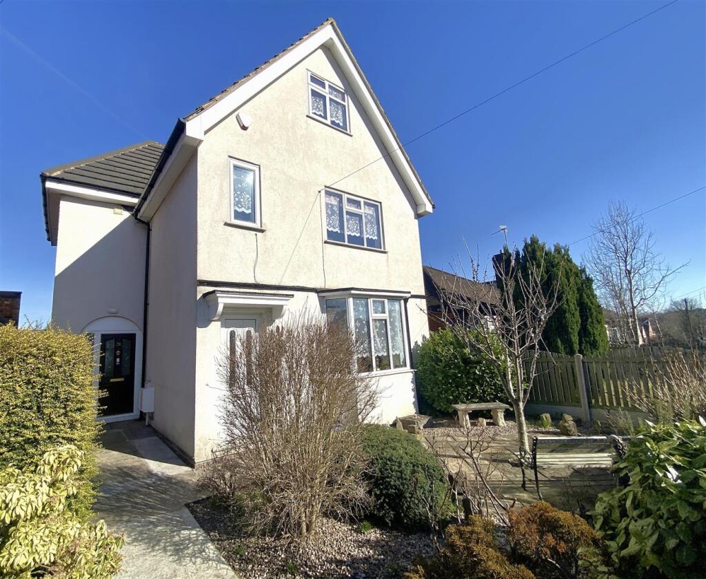 5 bedroom detached house for sale in Sheepbridge Lane, Mansfield, NG18