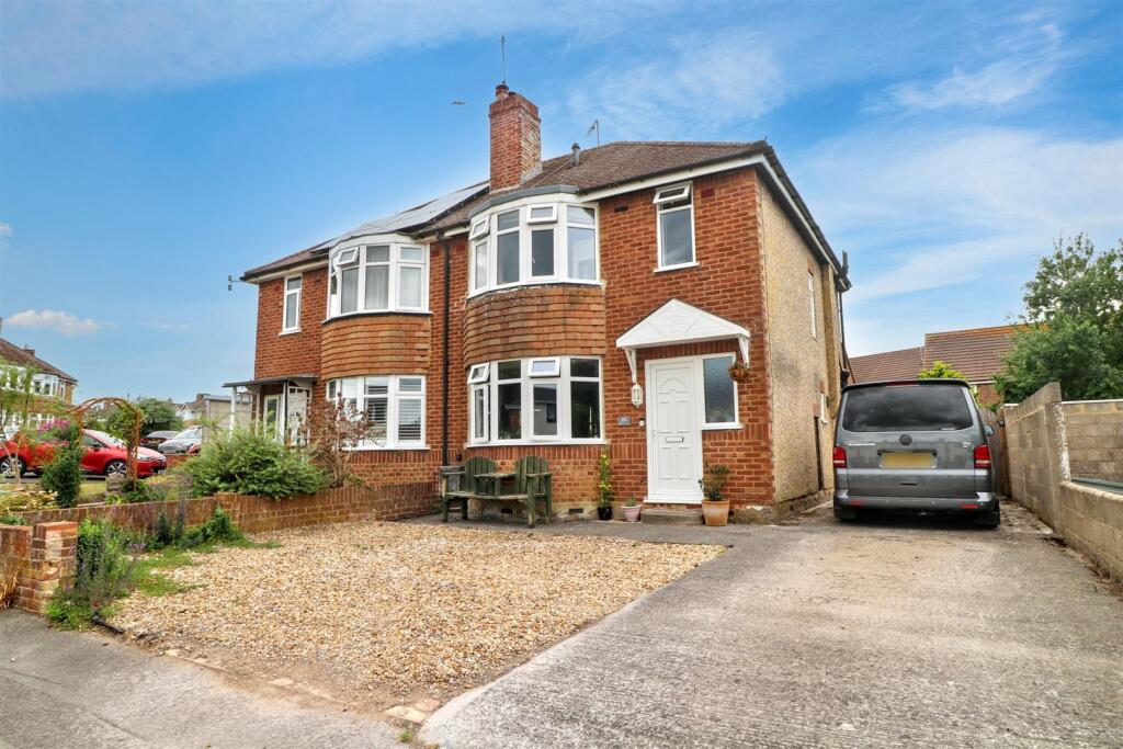 3 bedroom semi-detached house for sale in Rutland Crescent, Trowbridge ...