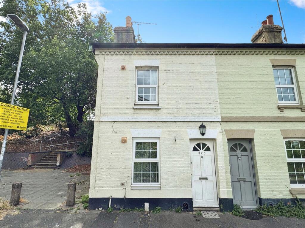 3 bedroom end of terrace house for sale in Kennet Side, Reading ...