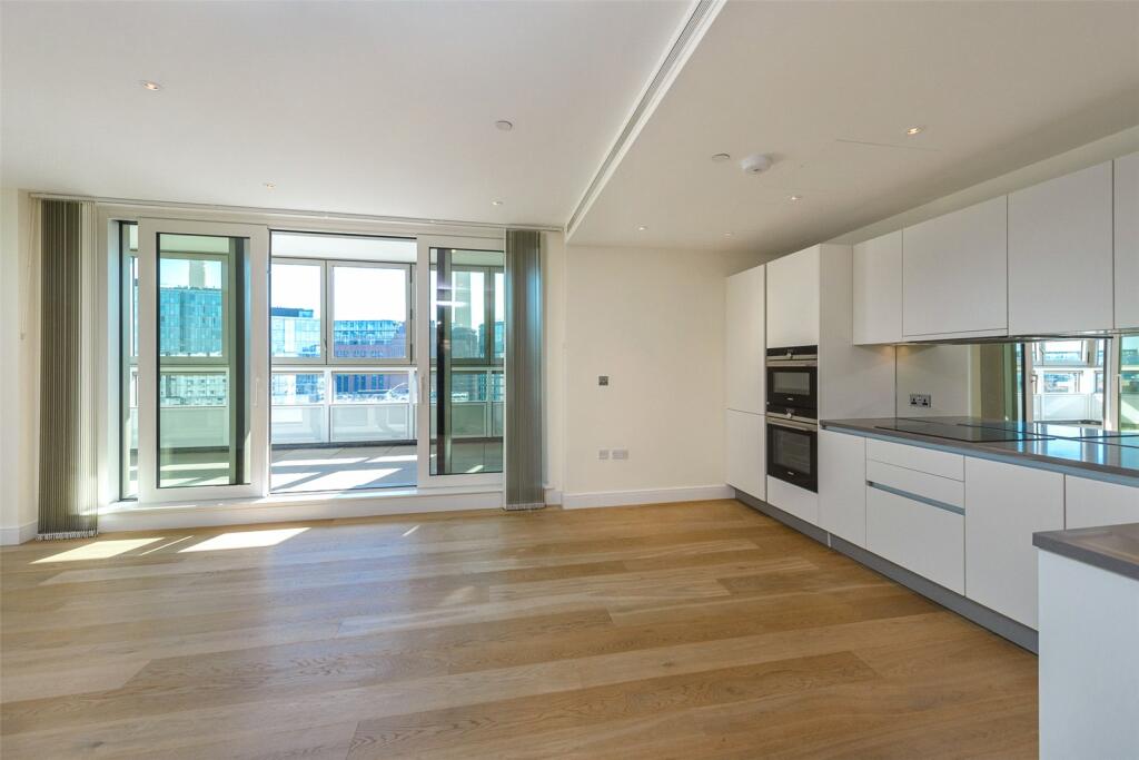 2 bedroom apartment for sale in Cascade Court, Vista, Chelsea Bridge ...