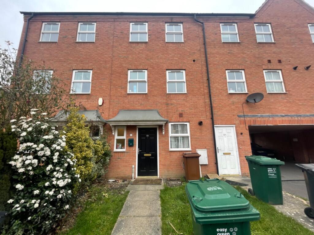 4 bedroom town house for rent in Sherbourne Drive, Hilton, Derby ...