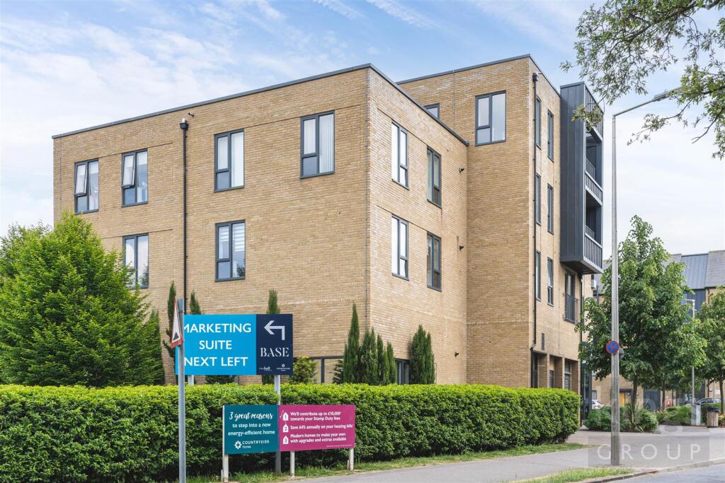 2 bedroom apartment for sale in North Square, Newhall, Harlow, CM17