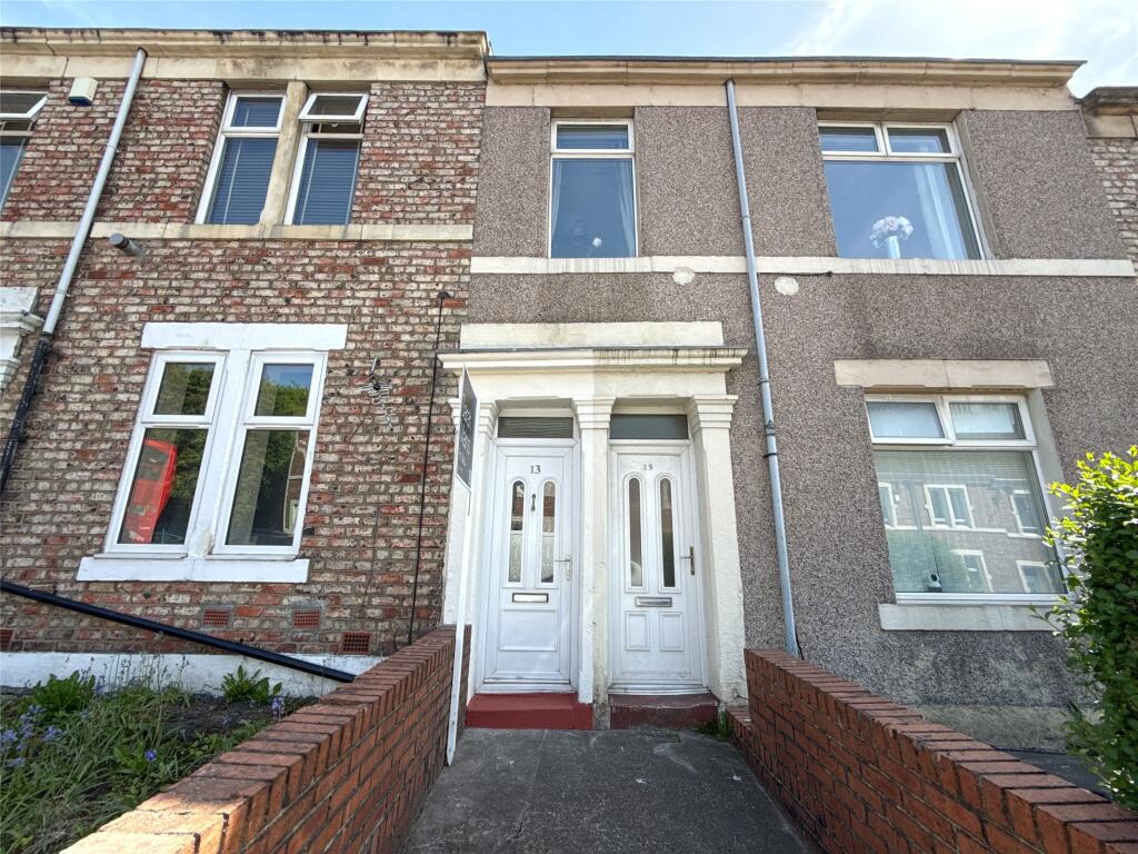 3 bedroom apartment for sale in Shipcote Terrace, Gateshead, NE8