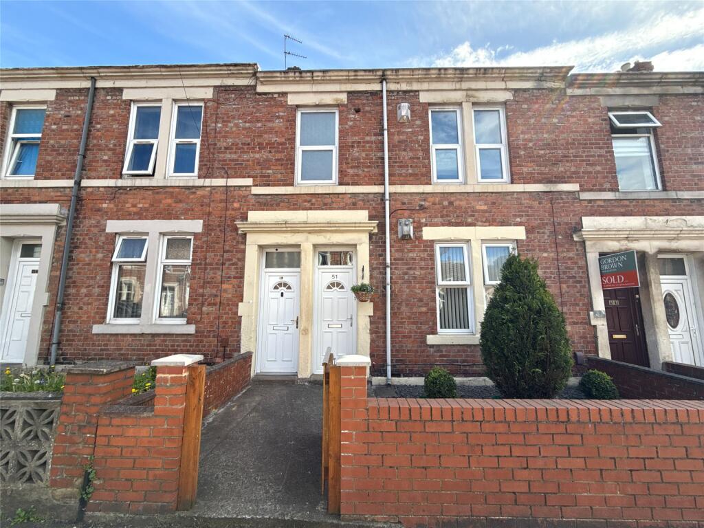 2 bedroom apartment for sale in Shipcote Terrace, Gateshead, NE8