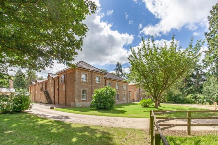 2 bedroom apartment for rent in Astrop Park, Kings Sutton, OX17