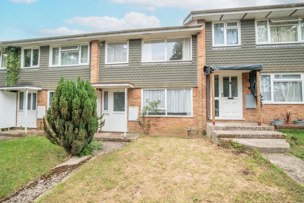 3 bedroom terraced house for sale in Britten Road, Brighton Hill, RG22