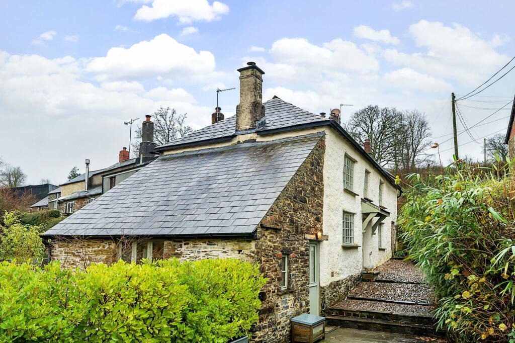 2 bedroom detached house for sale in Ashwater, Beaworthy, EX21