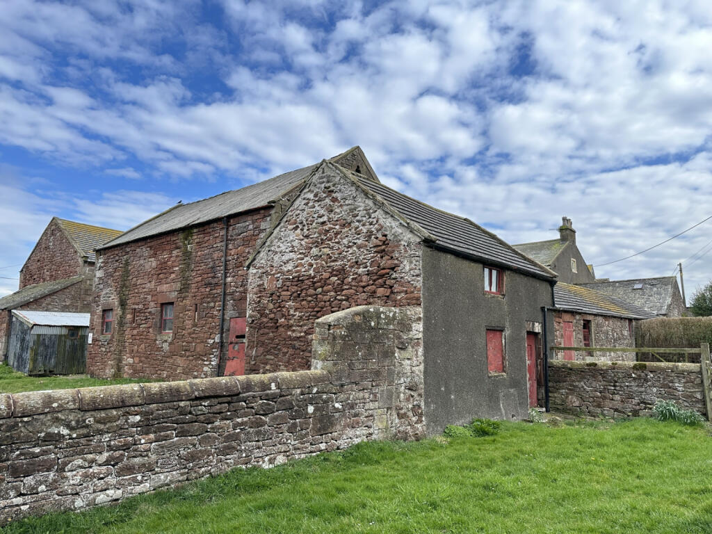 3 bedroom barn conversion for sale in Nethertown, CA22