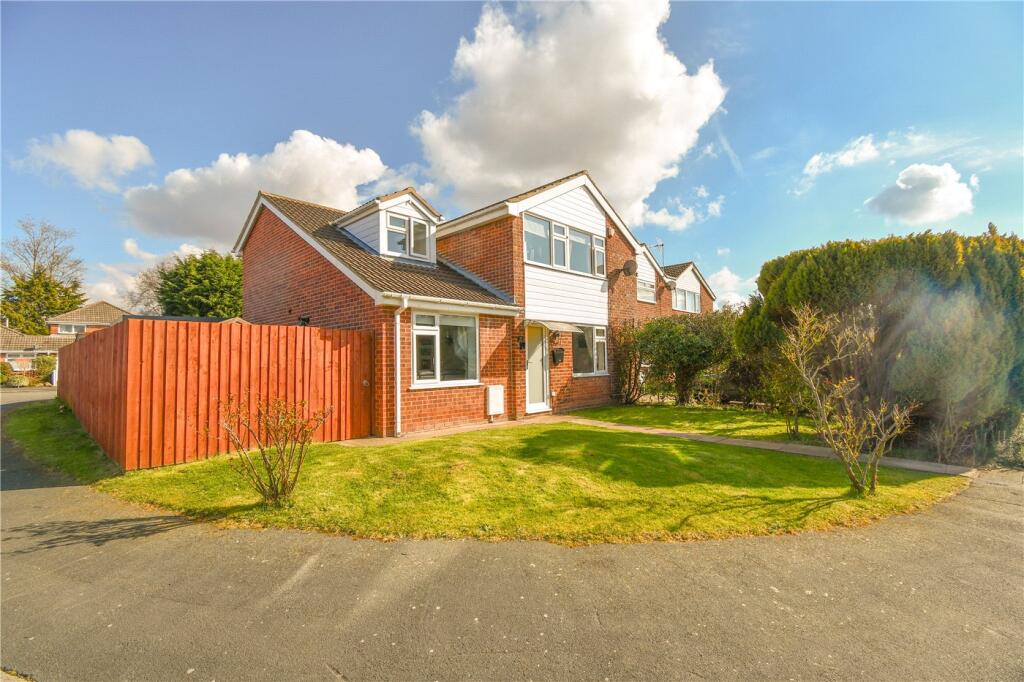 4 bedroom link detached house for sale in Ryecroft, Elton, Chester, CH2