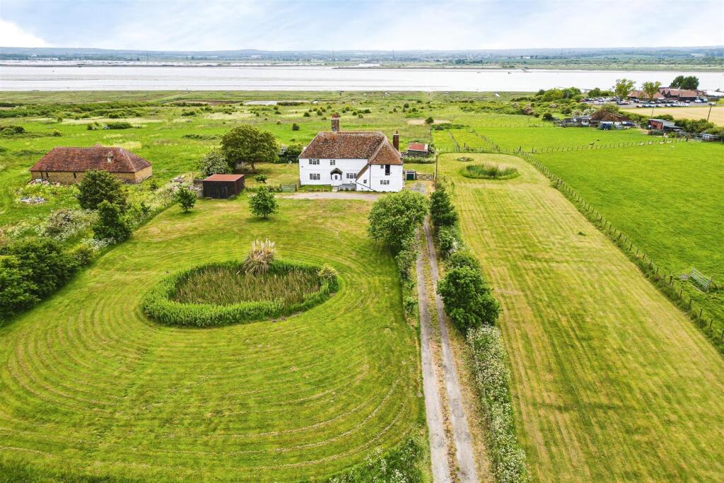 5 bedroom detached house for sale in Harty Ferry Road, Leysdown-On-Sea ...