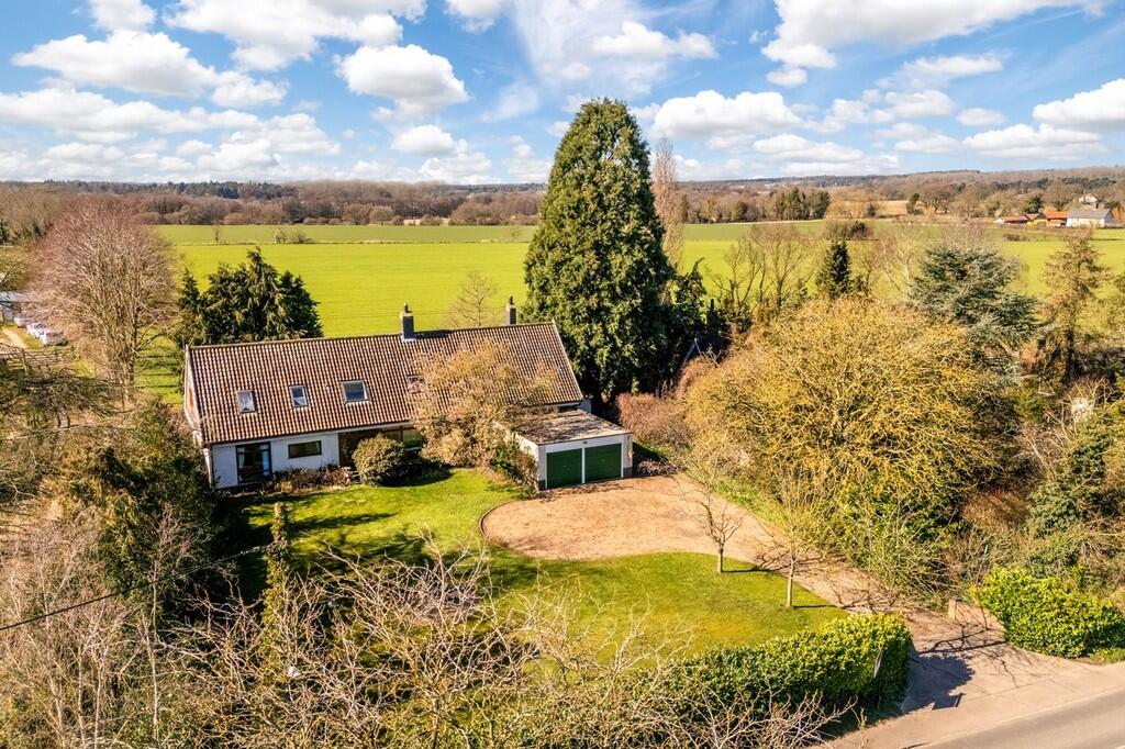 5 bedroom chalet for sale in Hopton, Diss, IP22