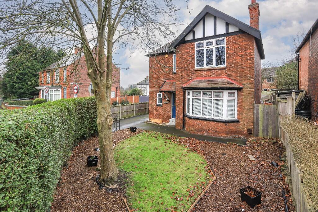3 bedroom detached house for sale in Carleton Road, Pontefract, West ...