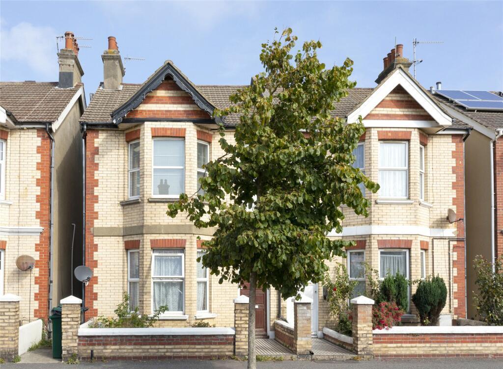 2 bedroom flat for rent in Portland Road, Hove, BN3