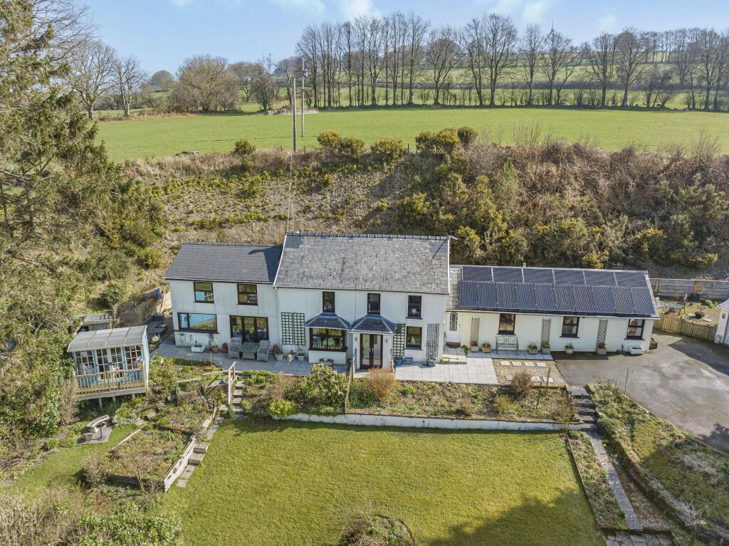 4 bedroom detached house for sale in Frondeg, Cribyn, Lampeter, SA48