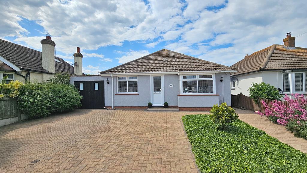 2 bedroom detached bungalow for sale in Talbot Avenue, Studd Hill ...