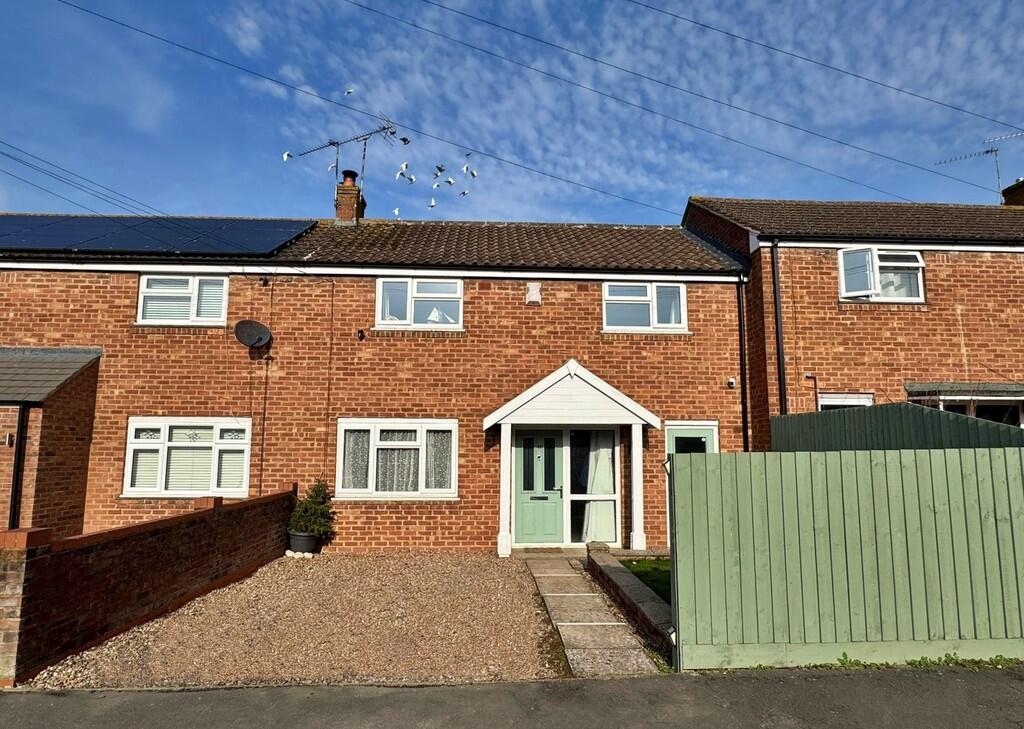 3 bedroom terraced house for sale in Elizabeth Way, Long Lawford, Rugby, CV23