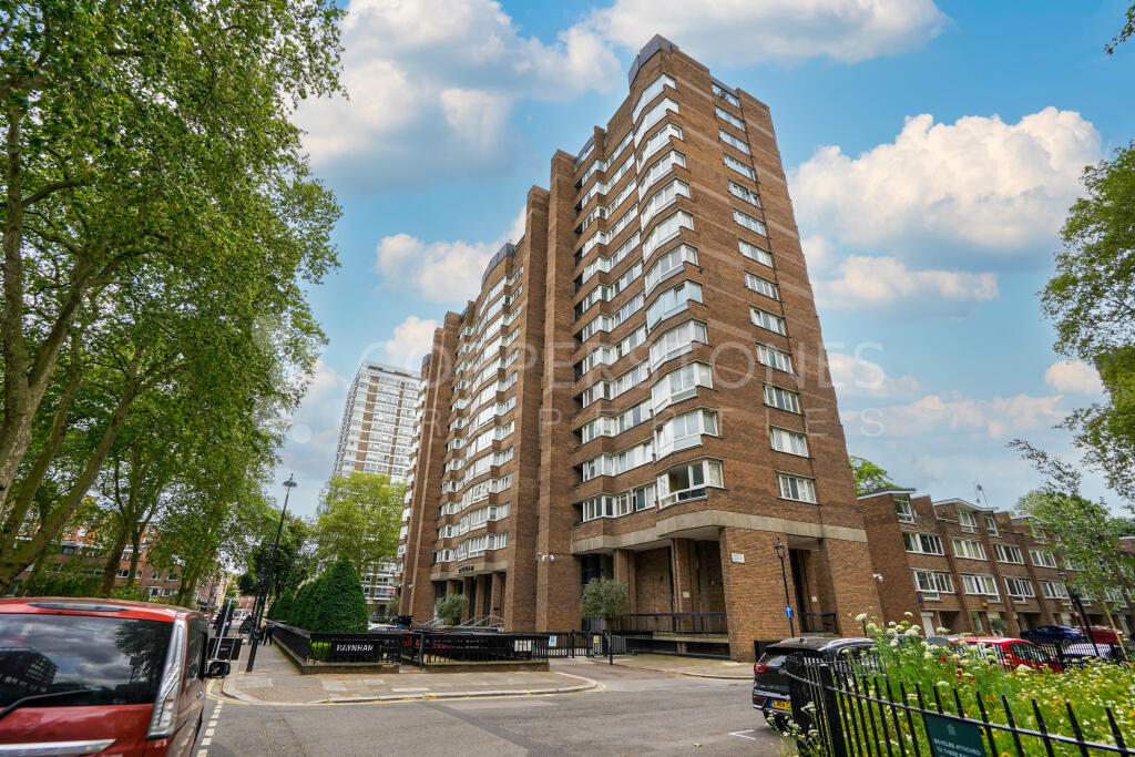 4 bedroom apartment for sale in Raynham, Norfolk Crescent, London W2