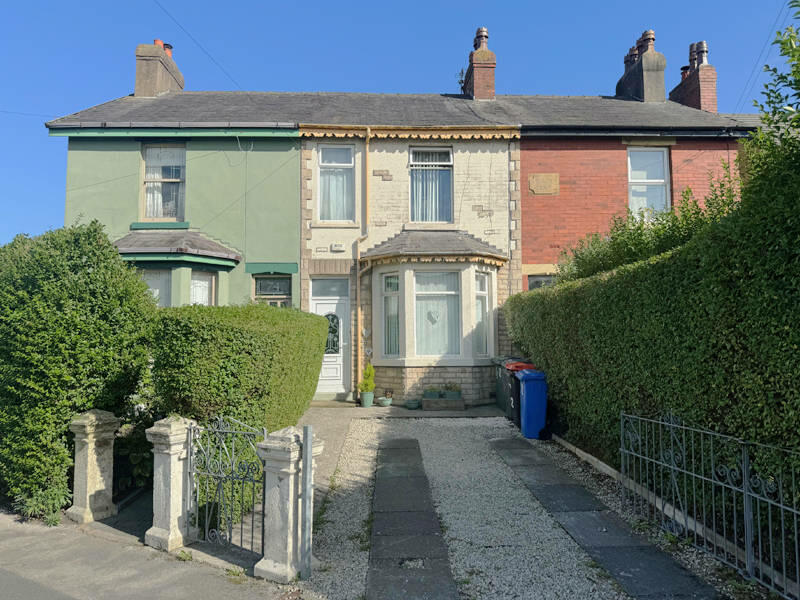 3 bedroom terraced house for sale in Fleetwood Road North - Thornton ...