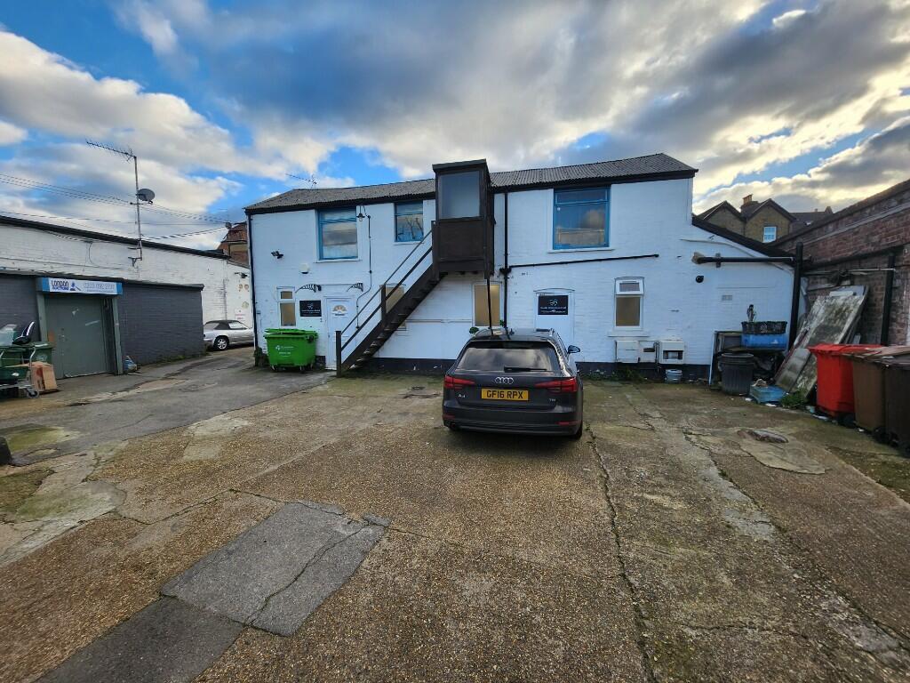 Office to lease in Clyde Road, Wallington, Surrey, SM6