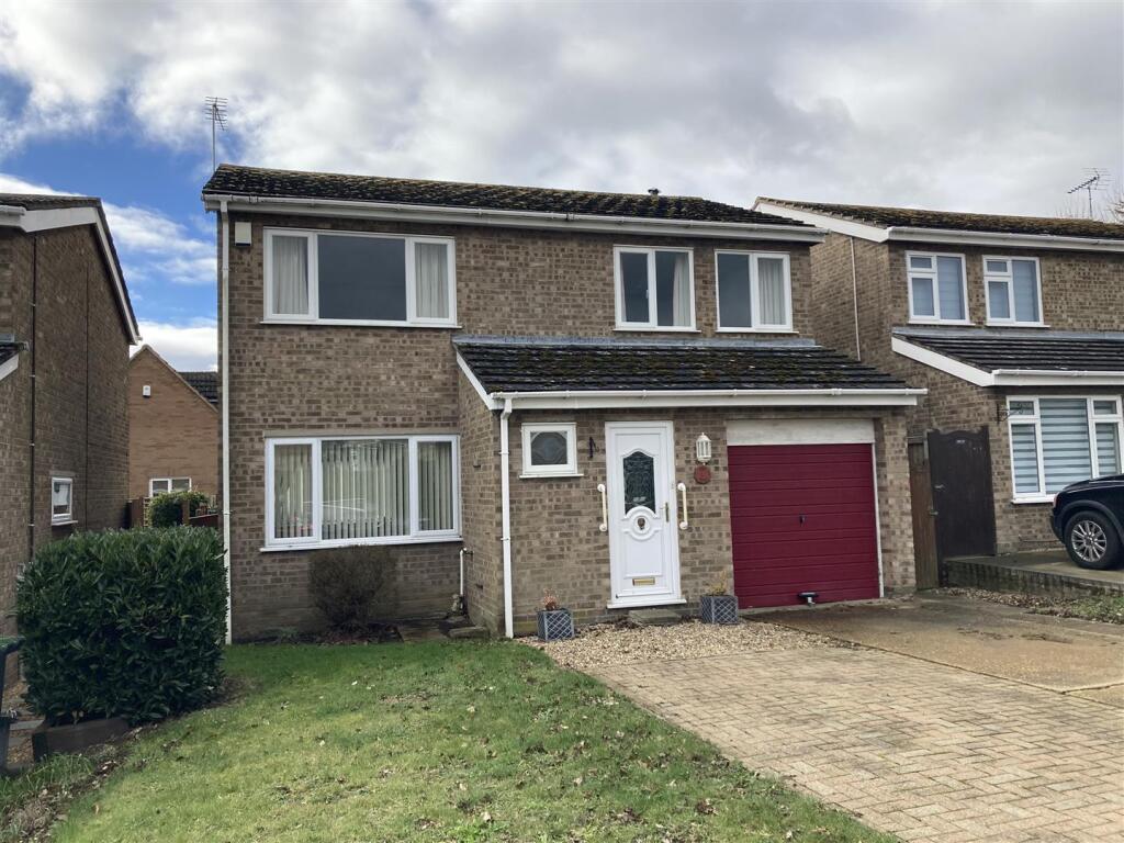 4 bedroom house for sale in Matthew Wren Close, Little Downham, CB6