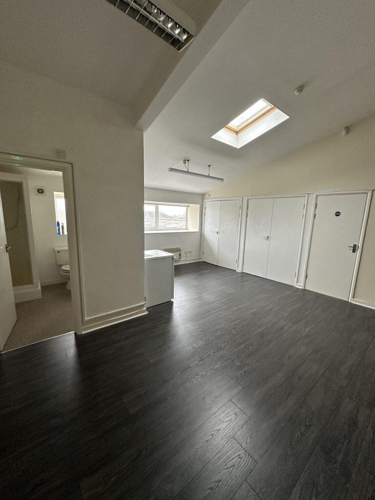 Commercial property for rent in Room 1, Unit 5 Kennet Holme Farm, RG7