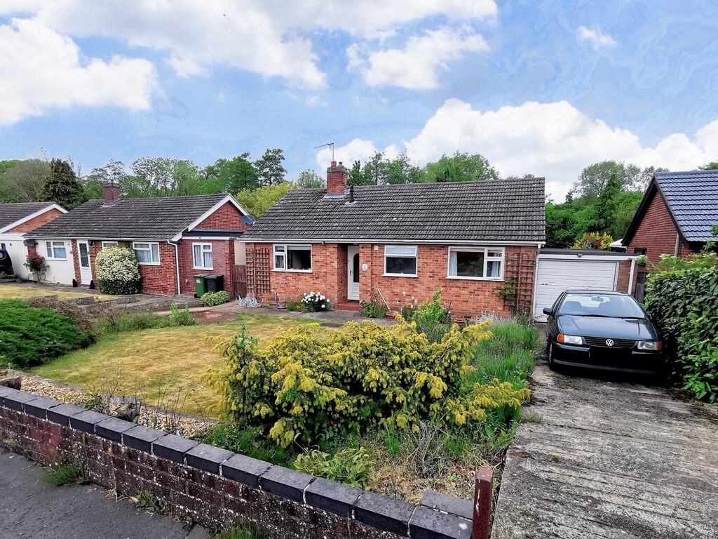 3 bedroom detached bungalow for sale in Park Drive, Worlingham, Beccles ...