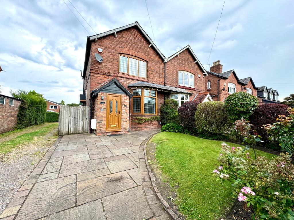 2 bedroom semi-detached house for rent in Ridgeway Road; Timperley; WA15
