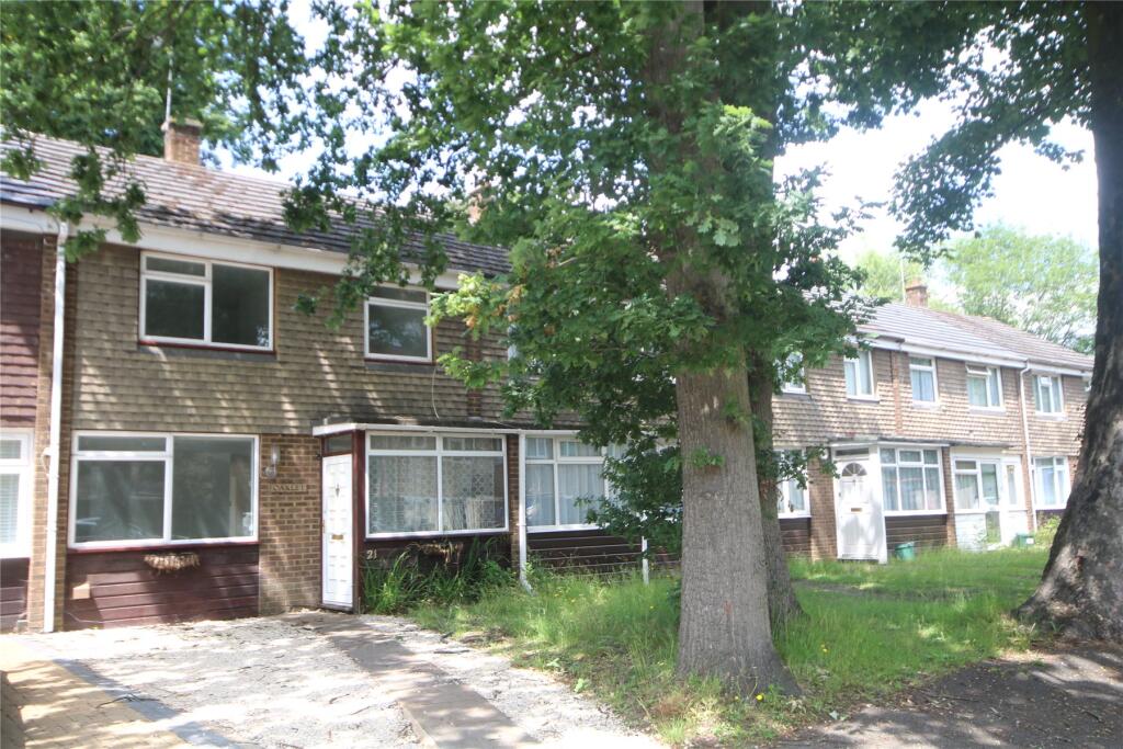 3 bedroom terraced house for sale in Oaklands Court, Green Lane ...
