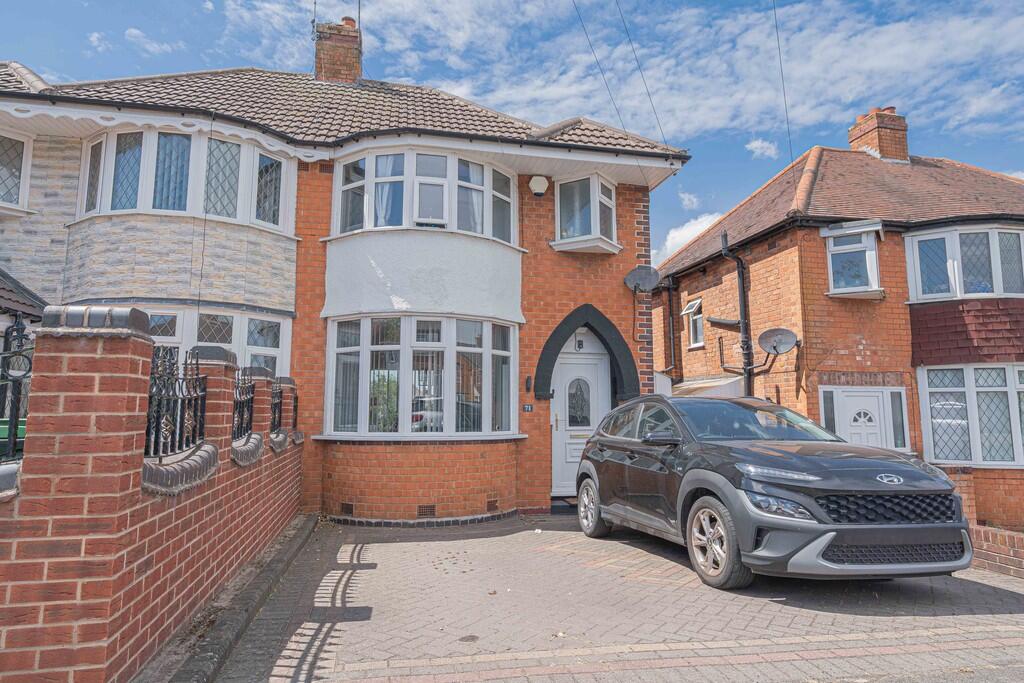 3 bedroom semi-detached house for sale in Hamstead Road, Great Barr, B43